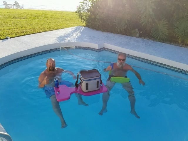 8 Reasons Why Lazy Bunz Water Floats are the Best Floats for the Beach ...